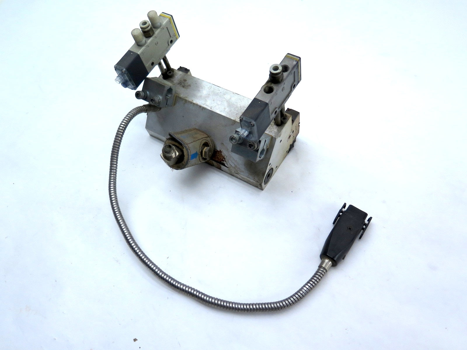 Nordson MB2 Hot Glue Applicator Head – Advance Operations