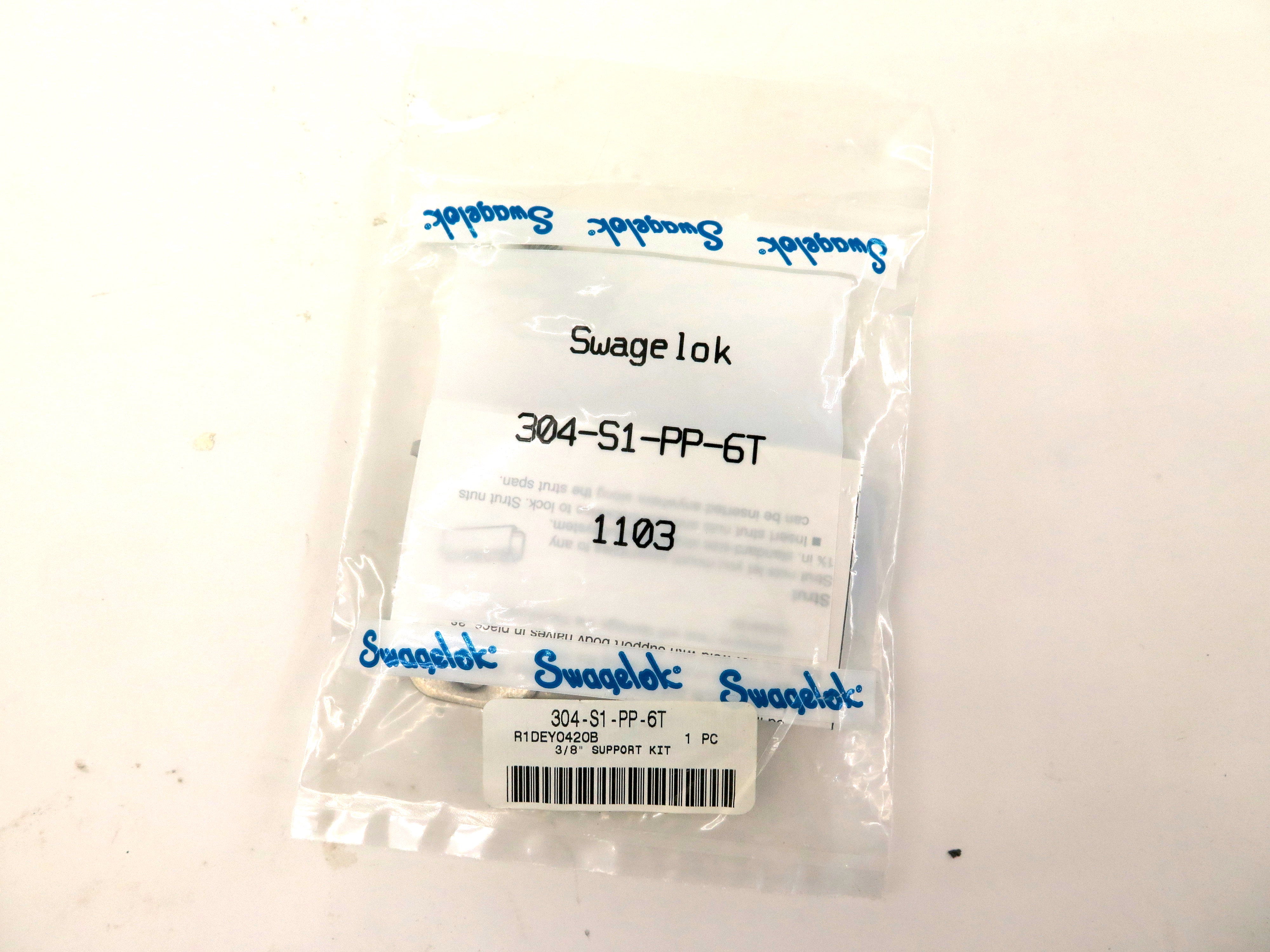 Swagelok 304-S1-PP-6T 3/4 Pipe Support Kit Lot of 2 – Advance Operations