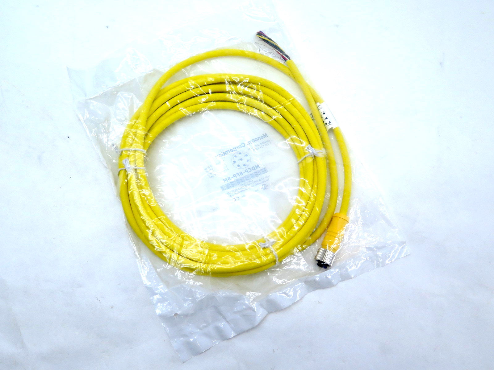 Mencom MDCP-8FP-5M Cordset 8-Pole Female 5 Meter long – Advance Operations