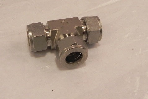 Ham-Let Tees Let-Lok 764L SS ( box of 2 ) – Advance Operations