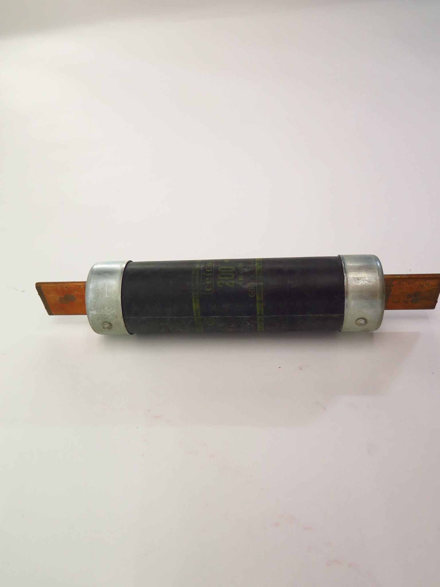 Cefco Fuse 200A 600Vac – Advance Operations