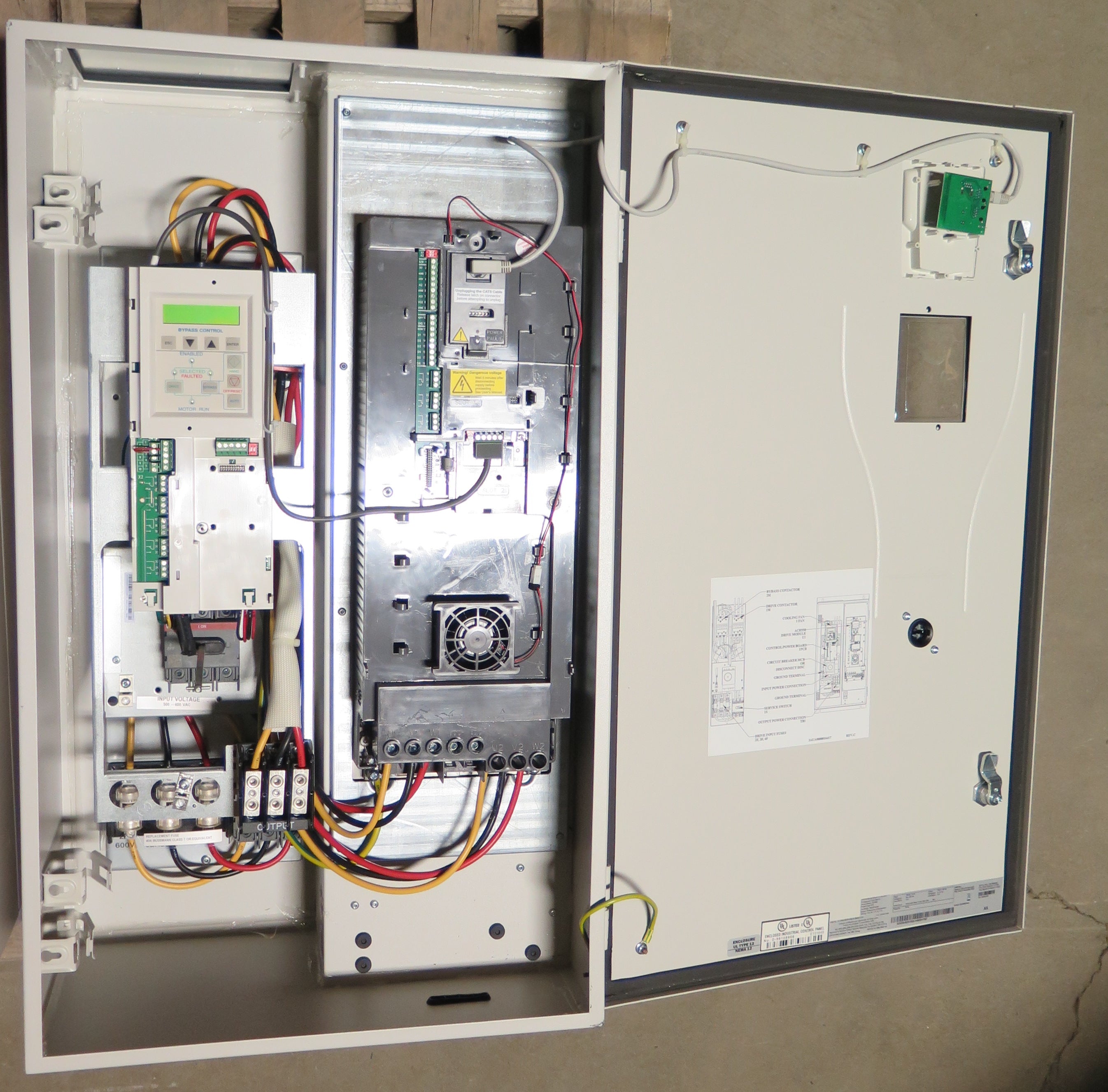 ABB ACH550-BDR-032A-6+B055+F267 HVAC AC Drive 30HP 500-600Vac 32A Mint ...